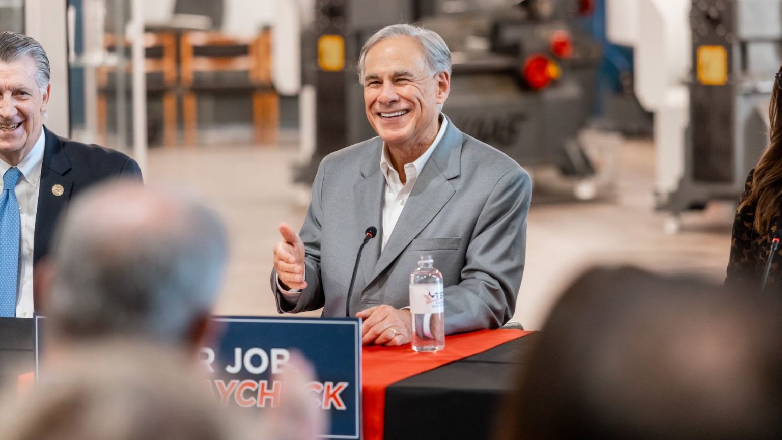 Texas Governor announces new financial support program for small ...